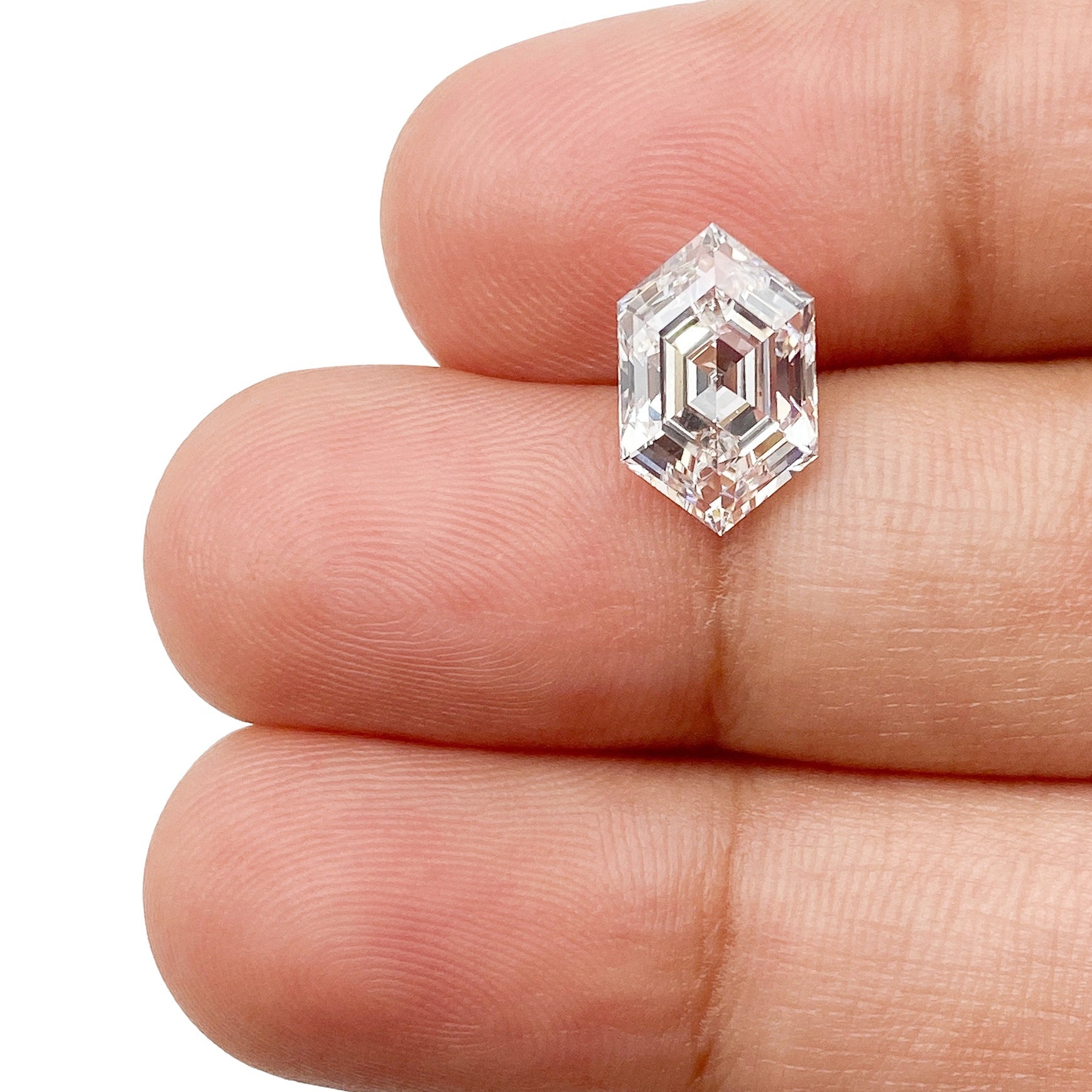LITHOS Distinctive Lab Diamonds
